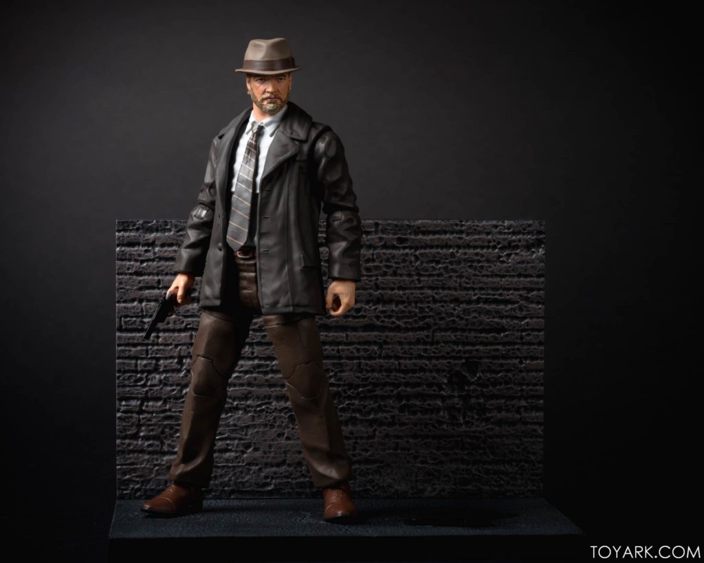 Diamond Select Gotham Detective Harvey Bullock Action Figure – Getretro